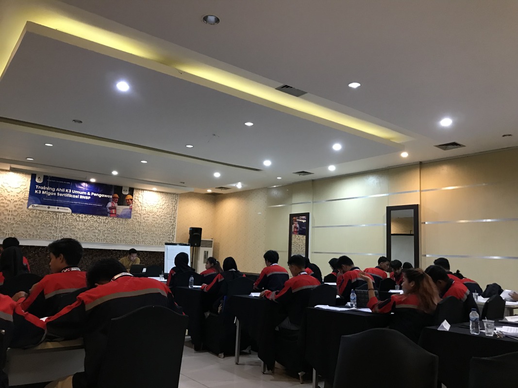 Bsafe Gelar Training Offline dan Online bagi para pencari Sertifikat ...